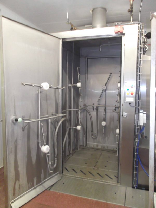 Rack Washers | Trolley Washers | Unitech Washing Systems